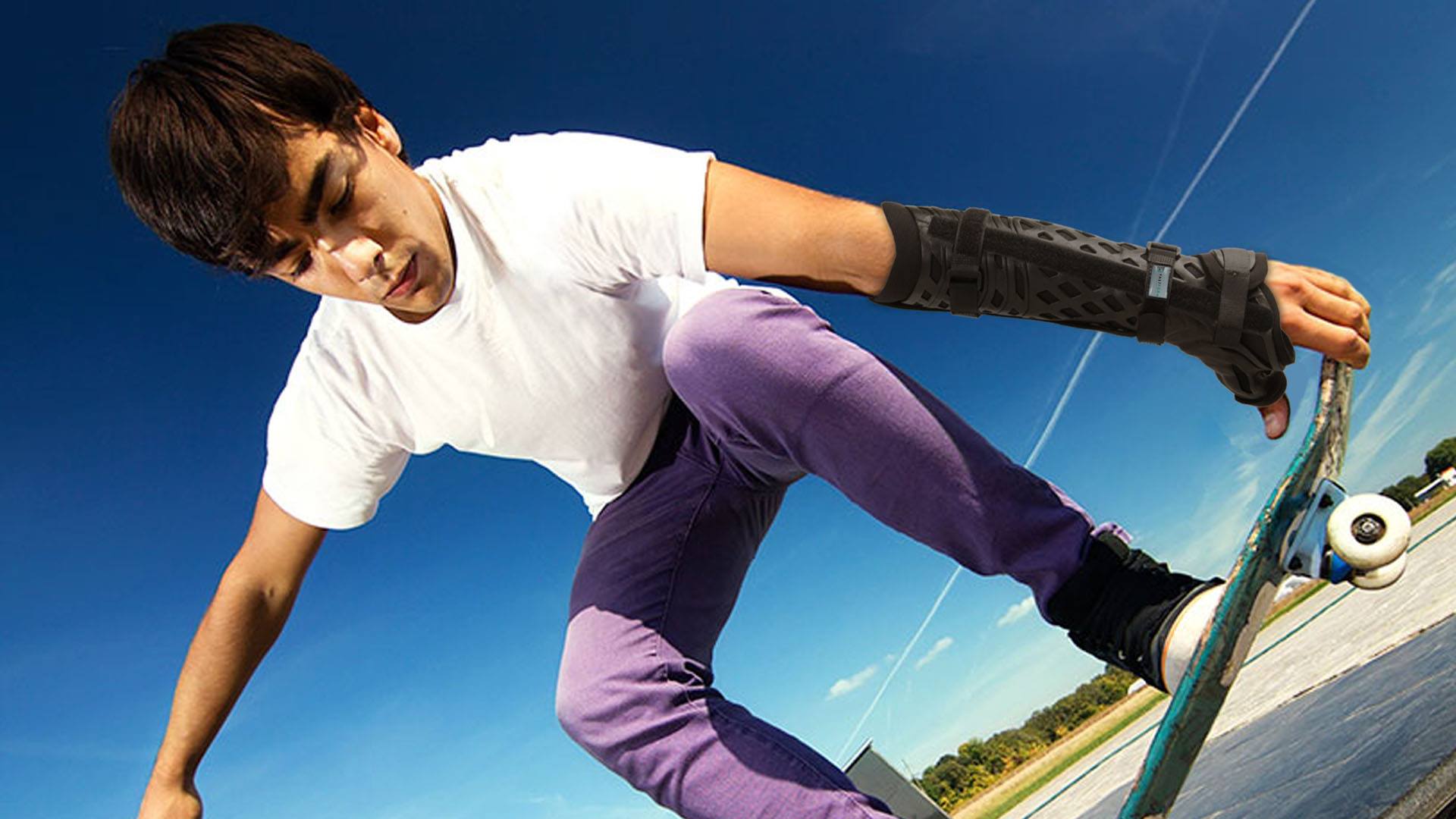 Carpal Tunnel Brace: Does it Work? - Dr. Bratt